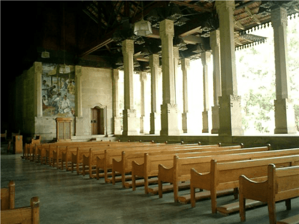 A meeting of cultures, the Chapel of Trinity College Kandy | Trinity ...