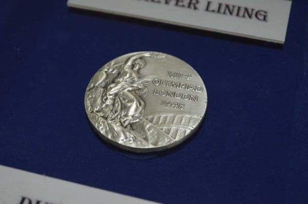 Duncan White, the first athlete to win an Olympic medal for Sri Lanka ...